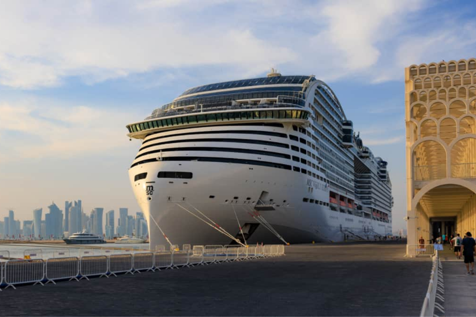 Private Tours from Doha Port | Souqs & Dunes